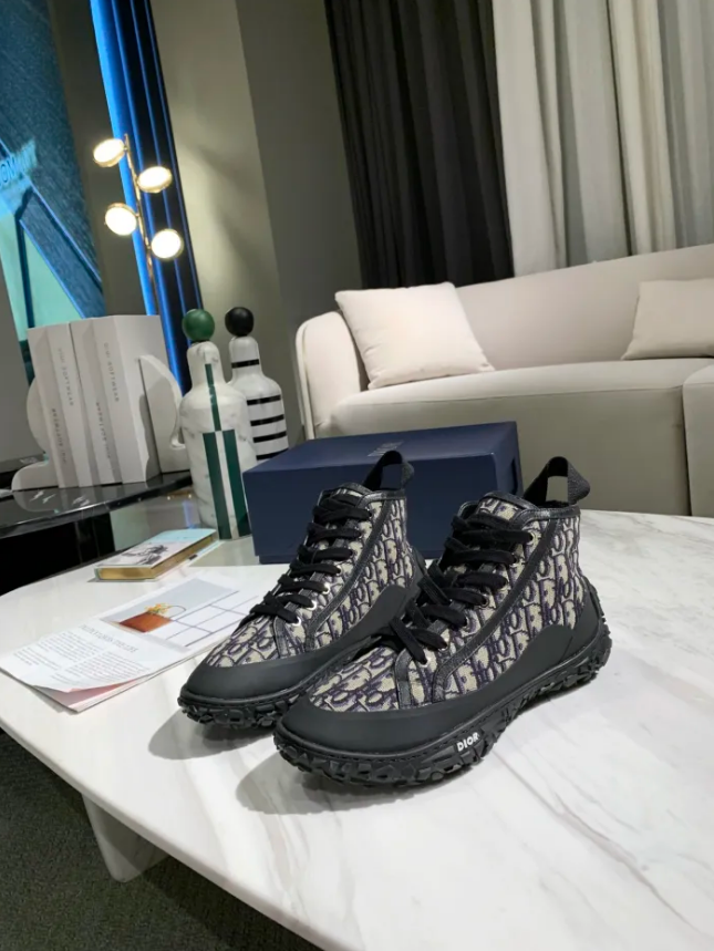 DIOR B28 – WEWARDOBLE